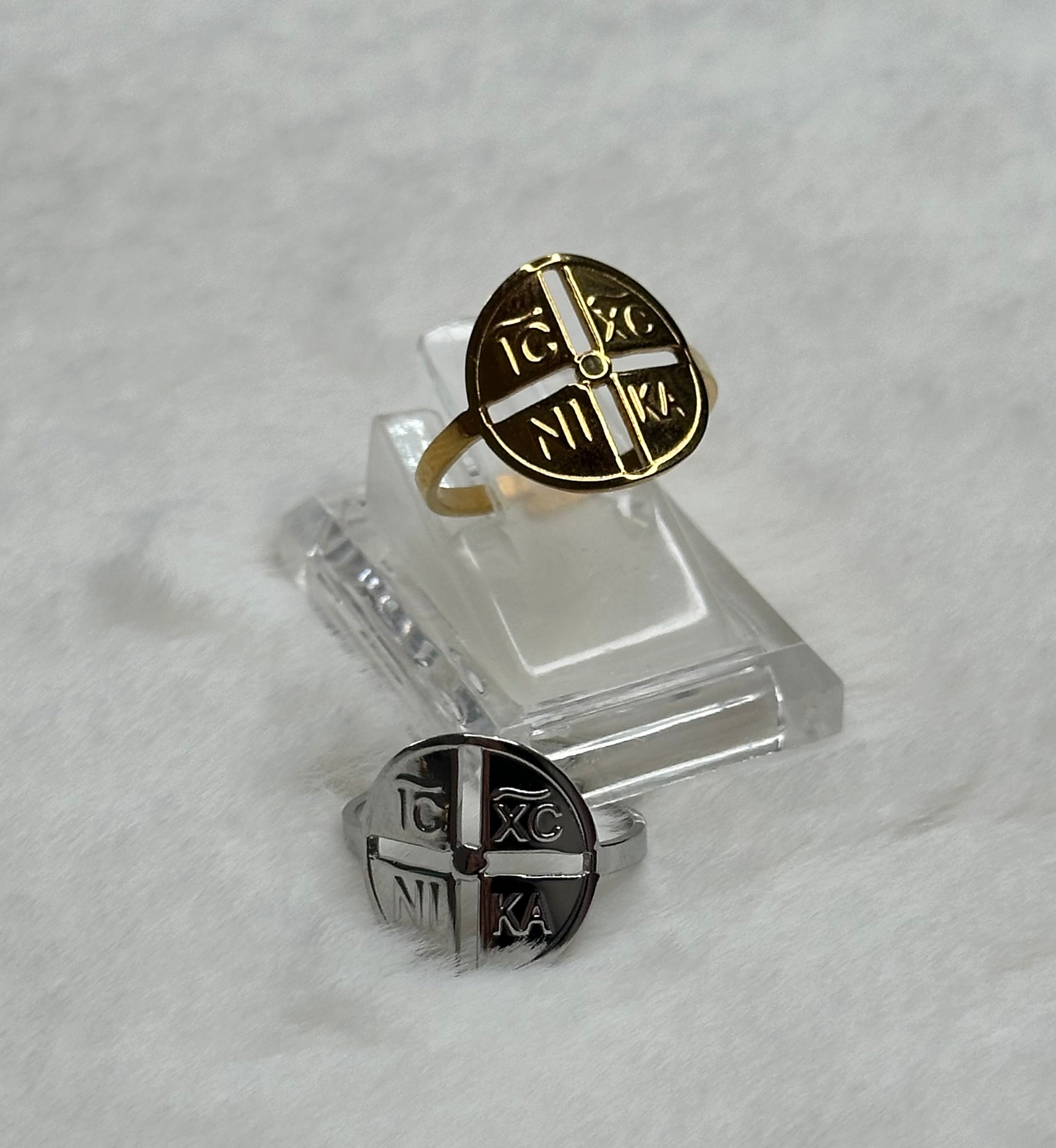 IC.XC. Ring – Joaillerie Cy